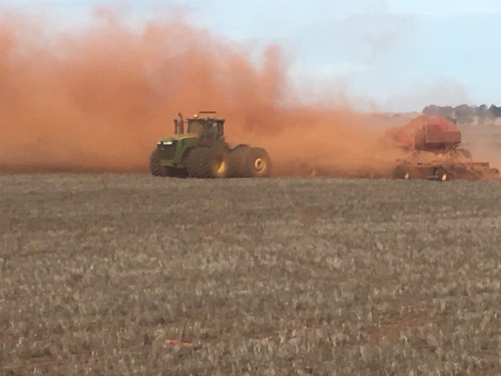 South Australian planting fires up ahead of rain - Grain Central