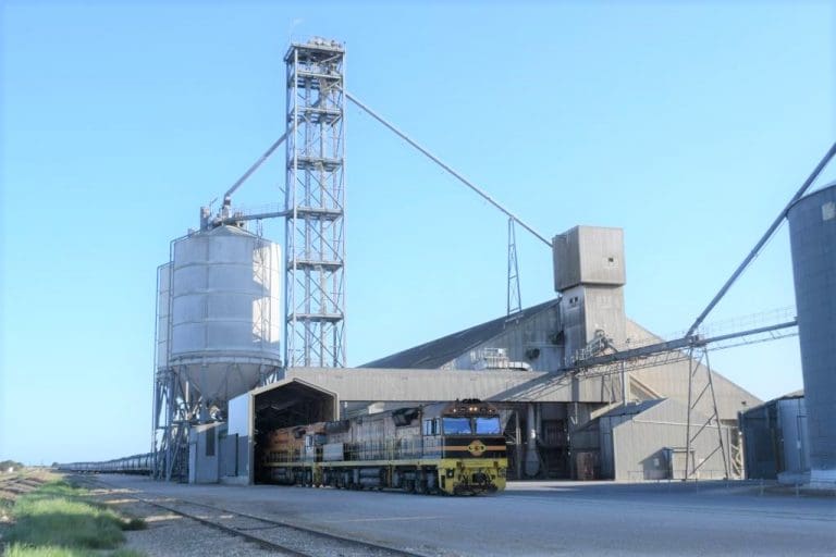 Glencore’s first train for season leaves Tailem Bend for Moree - Grain ...