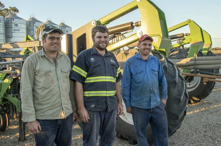 Harvest weed seed control benefits organic croppers - Grain Central