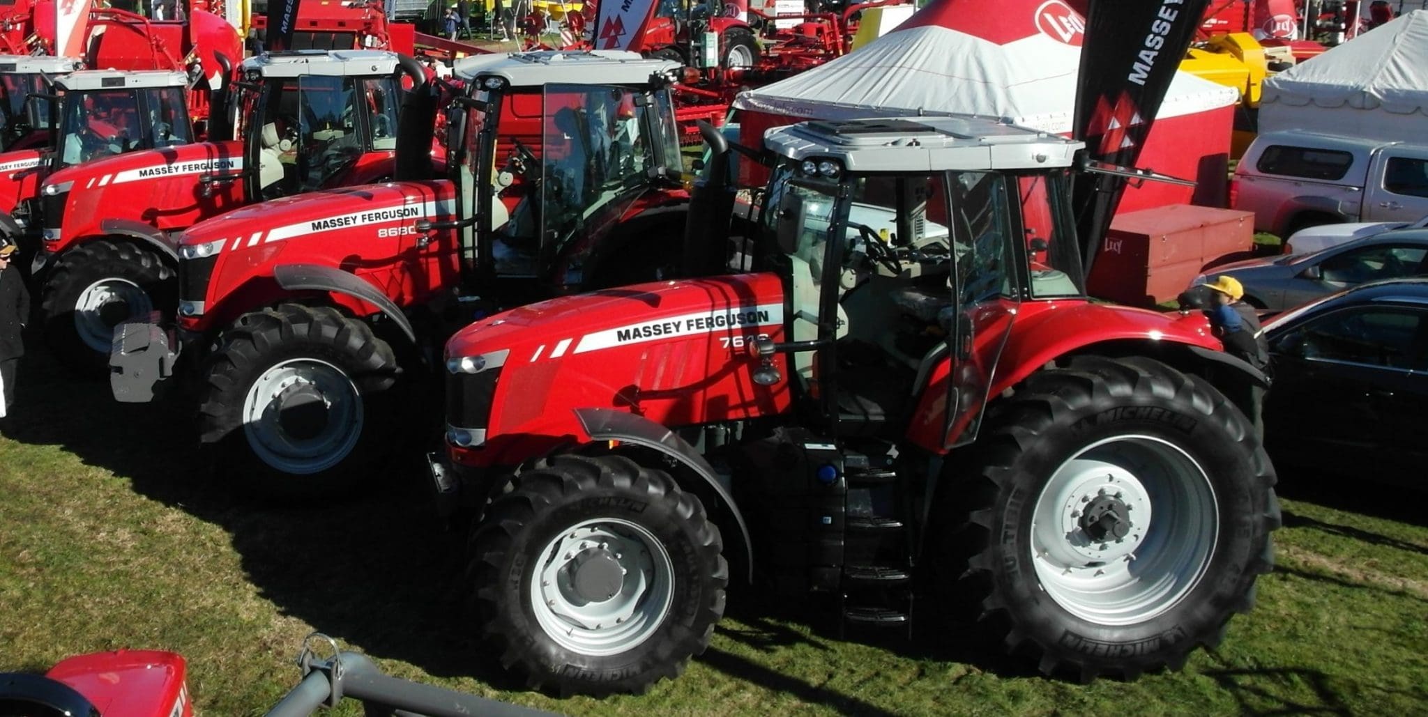 Tractor sales continue strong trend, but supply issues emerge - Grain ...