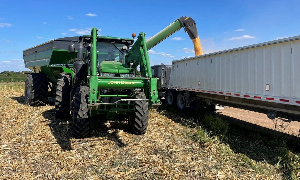 Pro Farmer challenges USDA production optimism - Grain Central