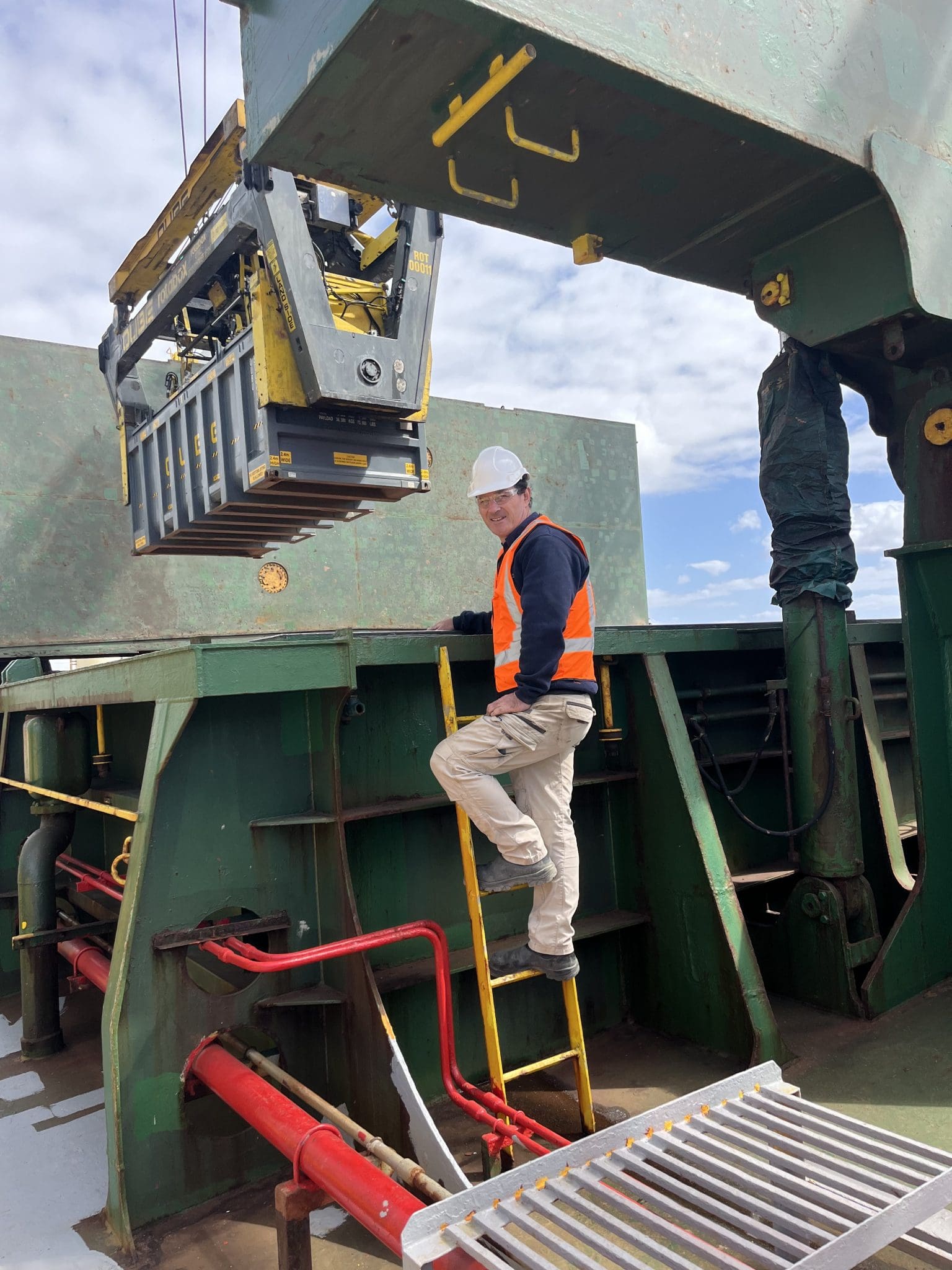 Rotabox gets run in first ADM-EQG faba bean cargo - Grain Central