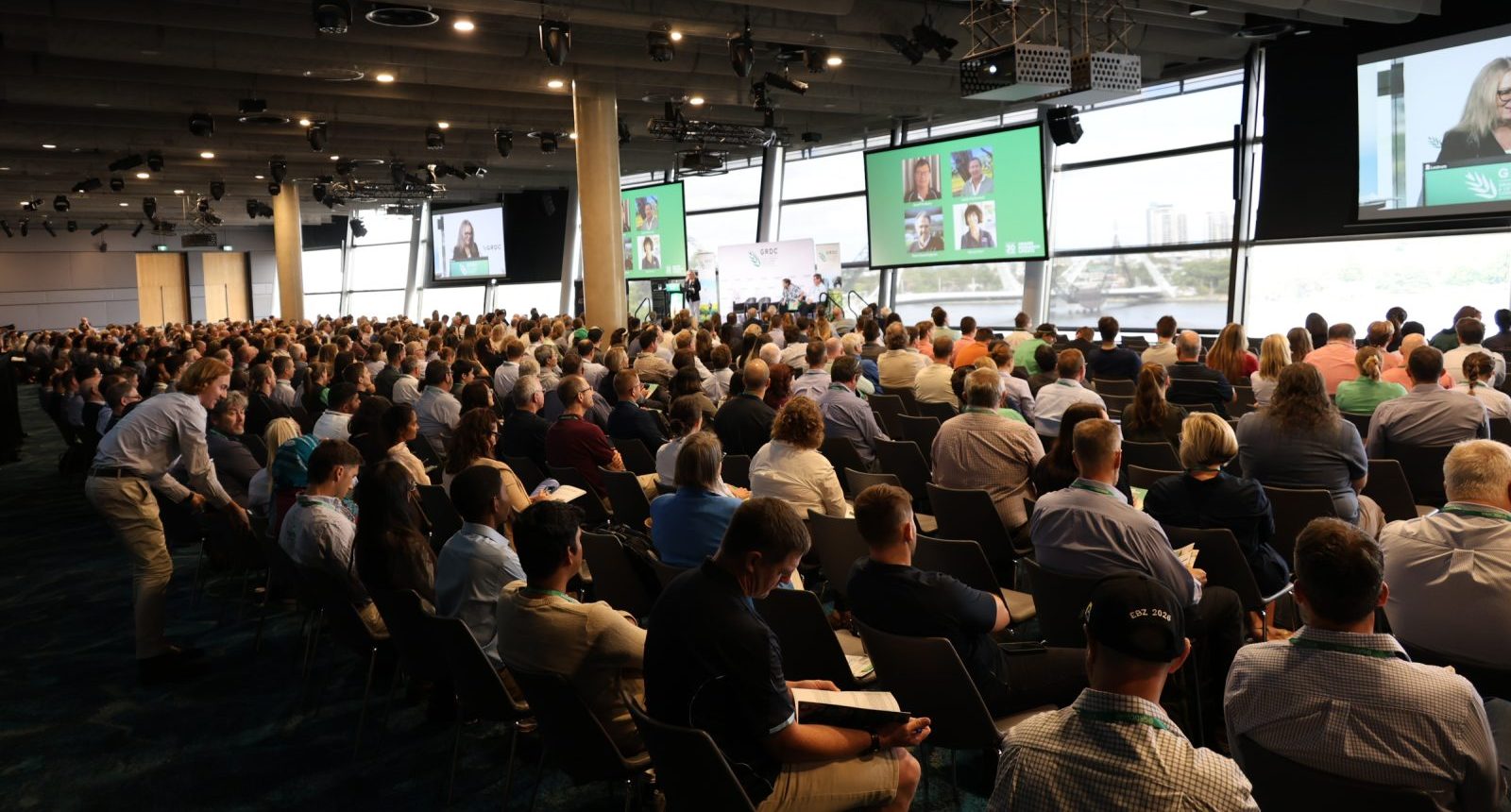 GRDC Update draws record crowd after record WA harvest + PICS - Grain ...