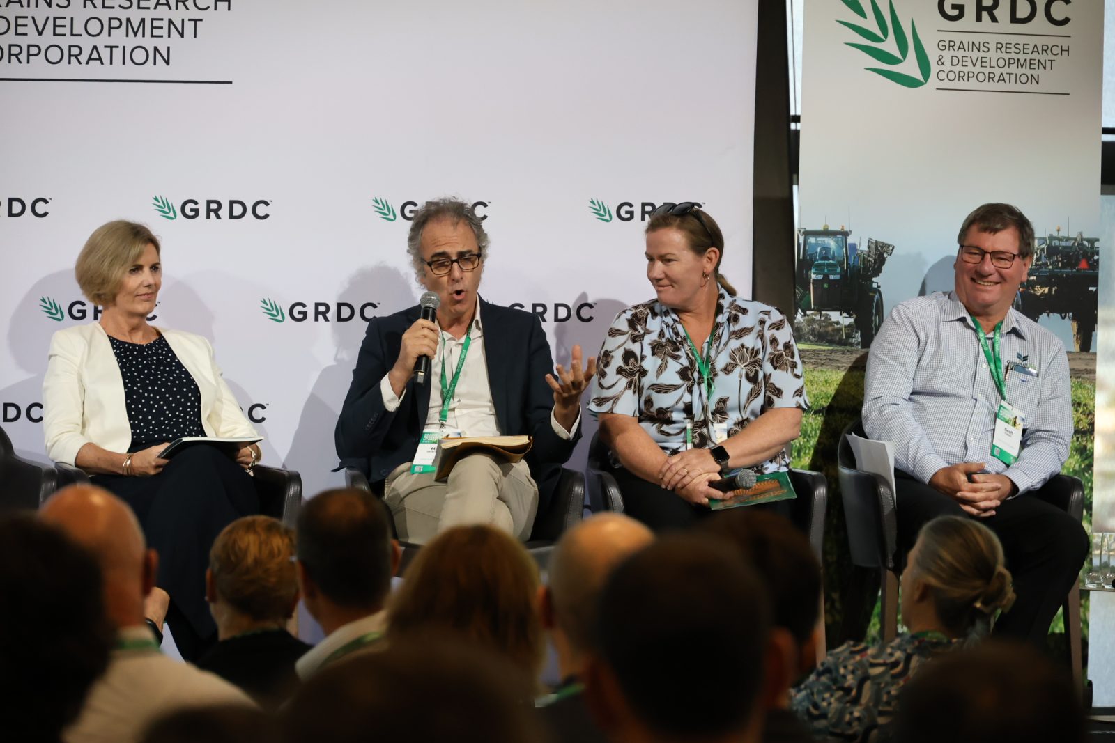 GRDC Update draws record crowd after record WA harvest + PICS - Grain ...